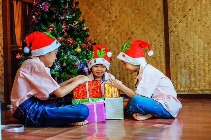 Joint Christmas Present Ideas for Kids: A Guide for Parents and Gift G ...